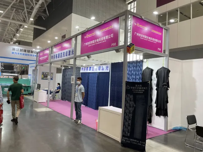 Exhibition Square Aluminum Profiles Upgraded Standard Booth
