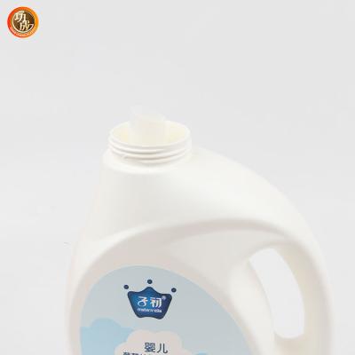 Cina Bottiglie di plastica detergenti liquide della lavanderia dell'HDPE con il gallone di misurazione 3000ml del cappuccio 1 in vendita