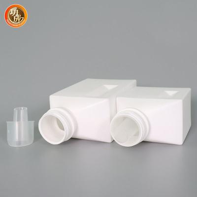 Cina Bottiglia vuota del detersivo di lavanderia dell'HDPE 1l 2l del quadrato con il coperchio a vite in vendita