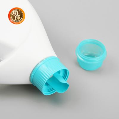 Cina Semitransparent Liquid Detergent Plastic Bottle Child Safe in vendita