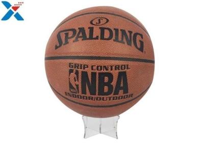 Cina scaffale acrilico della sfera del supporto di pallacanestro di calcio dello strato dell'esposizione di 3mm in vendita