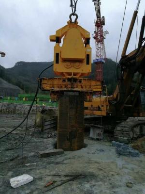 China Elektrische gefahrene Schwingungs-Dieselrammbär-Baugeräte hydraulische 1050 R/Min zu verkaufen