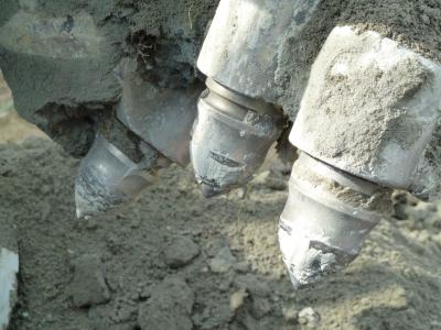 China 3050 Rock Bullet Teeth Forging Processing Type Round Shank Chisel for sale
