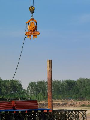 Cina Accoppiamento del conducente di pile 90kw 120kw 150kw Electric Sheet Pile Vibro Hammer in vendita