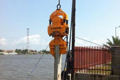 China Excavator Sheet Piling Hammer Electric Vibro Hammer For Steel Pipes Driving for sale