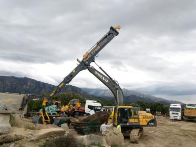 China Smooth Clamshell Telescopic Arm Excavator Powered By Hydraulic Cylinder And Wire Rope System for sale