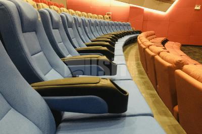 China Plaatsing van het de Duw de Achter Commerciële Theater van het staalbeen voor Muziekzaal Te koop
