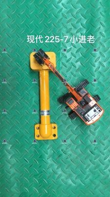 China Hyundai R225 Excavador Hidráulico Tubo de Óleo de Ferro Braço Médio Tubo de Entrada de Óleo de Ferro Sem Pó à venda