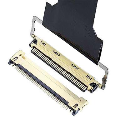 China 20472 20473-040T-10R 20474-040E-12 Horizontale koppeling Micro-coaxiale connector met mechanisch slot Te koop