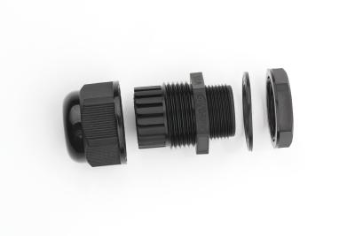 Chine M25 coque protectrice de connecteur industriel étanche à l'eau, M25X1.5, prend en charge le traitement industriel du fil sur mesure OEM/ODM à vendre