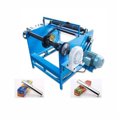 China Handmatige aluminiumfolie-rewindmachine voor 350 kg roll food aluminium rewinding machine Te koop