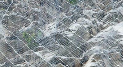 China Rede da proteção da montanha do metal de Mesh Double Twisted Hexagonal Woven do aço de 60*80 Gabion à venda