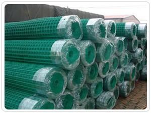 Cina il PVC verde di 60*80mm ha ricoperto il cavo saldato Mesh For Construction non che arrugginisce in vendita