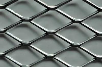 Cina il metallo decorativo Mesh Sheet Aluminum Stainless Steel di 15*45mm ha espanto la griglia del metallo in vendita