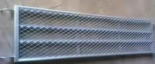 Cina L'acciaio d'acciaio di Mesh Netting Footstep Platform Carbon dell'impalcatura ha espanto il metallo 40×80mm in vendita