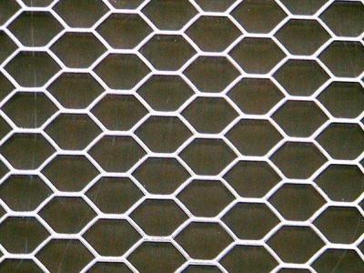 Cina Maglia d'acciaio esagonale operata isoscele, gambo equivalente Diamond Shape Metal Mesh di 4mm in vendita