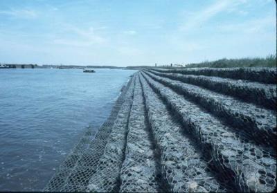 China 4x1x0.5m Hexagonaal de BeschermingsOverstromingsbeheer van Draadmesh gabion bank protection slope Te koop