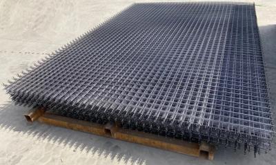 Cina 6 8 filo di acciaio saldato 10 calibri Mesh Galvanized Grid Mat in vendita