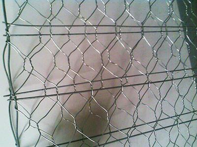 China 2x1x1m de Hexagonale Gabion Bestand Rivier van Draadmesh reinforced double twisted flood Te koop