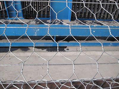 China 2x1x1m de Hexagonale Gabion Bestand Rivier van Draadmesh reinforced double twisted flood Te koop