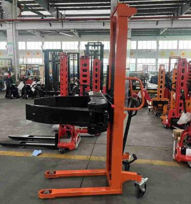 China Certificado CE 250kg 300kg 500kg 1,6 metros Empilador manual de rollos con pinza y rotador en venta