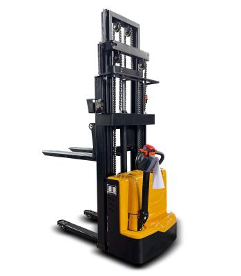 China 1.5 Ton Electric Pallet Stacker with 3000mm Lift Height 24V Battery for sale