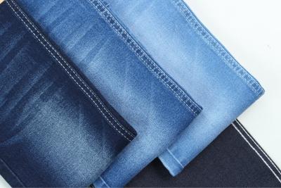 Cina 5000 metri 9 Oz Warp Slub Jeans Denim Tessuto Blu Scuro in vendita