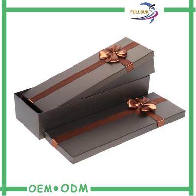 China Handmade Brown Square Flower Packaging Gift Boxes with Ribbon Bow for sale