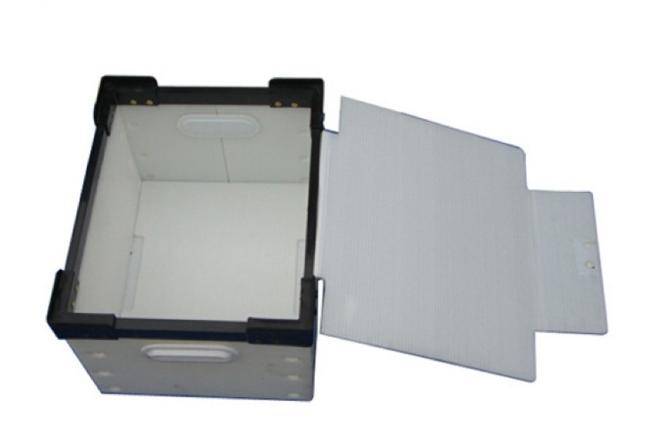 White corrugated plastic crate with lid showing durable construction