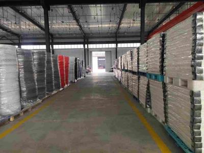 Cina Casella di pallet in plastica pieghevole a misura Casella di pallet pieghevole bianca impermeabile in vendita