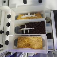 China Unmanned 24 Hours Self-Service Soft Ice Cream Vending Machine Automatic Robot Ice Cream Vending Machine for sale
