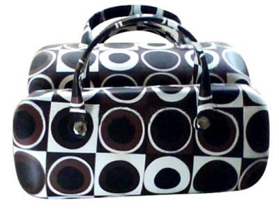 China hard handle iron eyeglasses case for women for sale