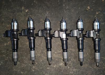Cina Iniettore di combustibile usato diesel 6WG1 1550-2900 8982592900 per l'escavatore ZX670-3 ZX870-3 in vendita