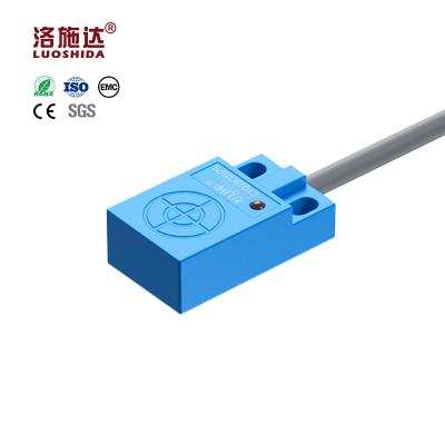 China Industrial Capacitive Proximity Sensor Q18C IP67 ABS NPN/PNP Output 1-5mm Metal Detection Switch for sale
