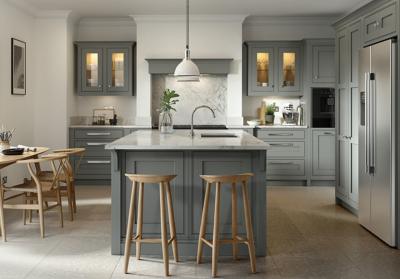 China Comités van de Karkassengrey color solid wood doors van de luxe de Stevige Houten Keuken Te koop