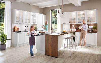 Cina la famiglia di 75in ha macchiato gli armadi da cucina che moderni di Beadboard del compensato U modella il pannello truciolare in vendita