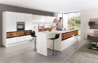 China Solid Wood Kitchen Cabinets With Countertop And Upper Cabinet for sale