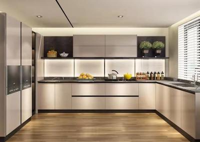 Cina isola moderna bianca della fattoria degli armadi da cucina di 18mm con gli armadietti in vendita