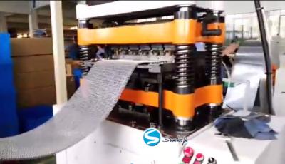 Cina 12x20mm Aluminum Fin Roll Forming Machine con 25-120 colpi e regolazione della velocità senza passo in vendita