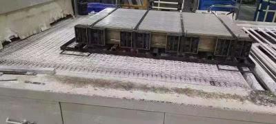 Cina 316L in acciaio inossidabile cintura a maglia intrecciata quattro sezioni forno di brasatura in alluminio 650-700 gradi asciugatura a spruzzo aria zona di raffreddamento in vendita