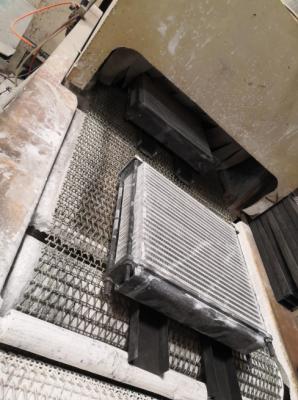 Cina 0.5-1h Tempo di riscaldamento e 2-3min Tempo di riscaldamento Forno di brasatura in alluminio con cintura a maglia intrecciata in acciaio inossidabile da 316L in vendita