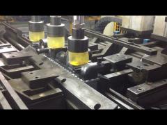 Hoge Precisieradiator die Machine met PLC Controlesysteem maken