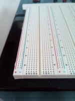 China Round Solderless Powered Breadboard / Flame Resistant Breadboard Power 110V - 240V for sale