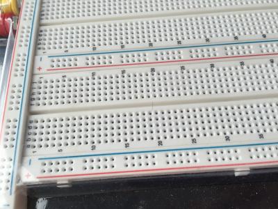Cina il tagliere della lega per saldatura del passo di 2.54mm ha stampato il modello del circuito in vendita