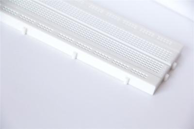 Cina Bordo completamente riutilizzabile di Solderless del tagliere di elettronica 840 per la prova del circuito in vendita