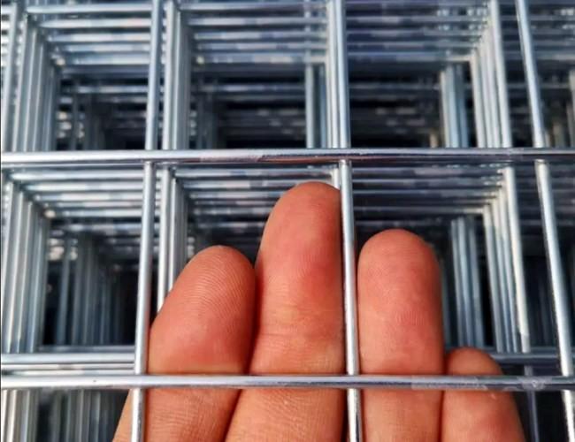 Galvanized welded wire mesh in construction applications