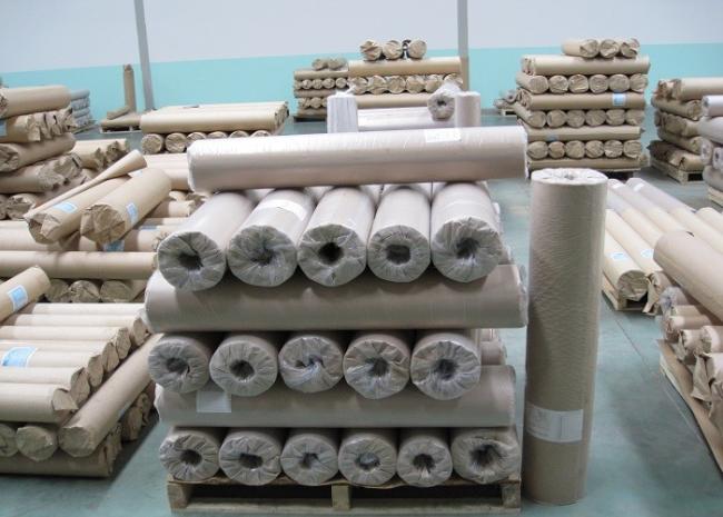 Roll of woven wire mesh screen showing edge detail