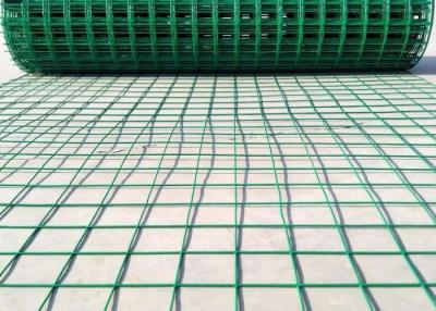China Anti-Rost grün schwarz blau geschweißtes Drahtnetz für Garten / Stadion Zaun zu verkaufen