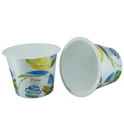 Cina Coppe di yogurt di plastica personalizzate di stampa di qualità alimentare con confezioni usa e getta 2023 in vendita
