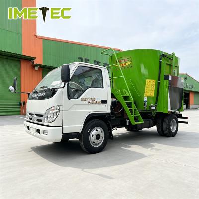 China Truck-Mounted Bedding Mixer Spreader – Integrated Chassis Unit for Dairy Cattle & Sheep Farm Operations for sale